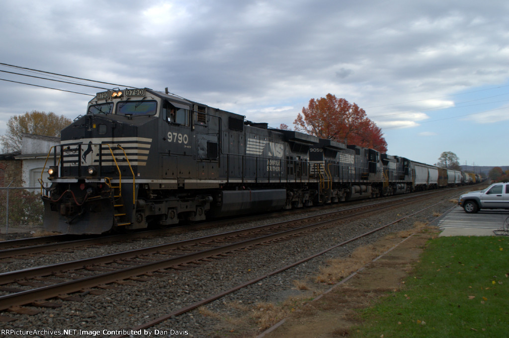 NS C40-9W 9790 leads 19G